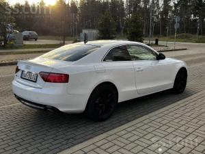 Balts Audi A5 2008 Liepāja, ar dzinēja tilpumu 2.70 L un nobraukumu 277 tūkst. km par 6995 €, foto 4 vietnē AUTOMOTO.COM.LV