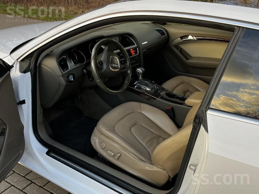 Balts Audi A5 2008 Liepāja, ar dzinēja tilpumu 2.70 L un nobraukumu 277 tūkst. km par 6995 €, foto 8 vietnē AUTOMOTO.COM.LV
