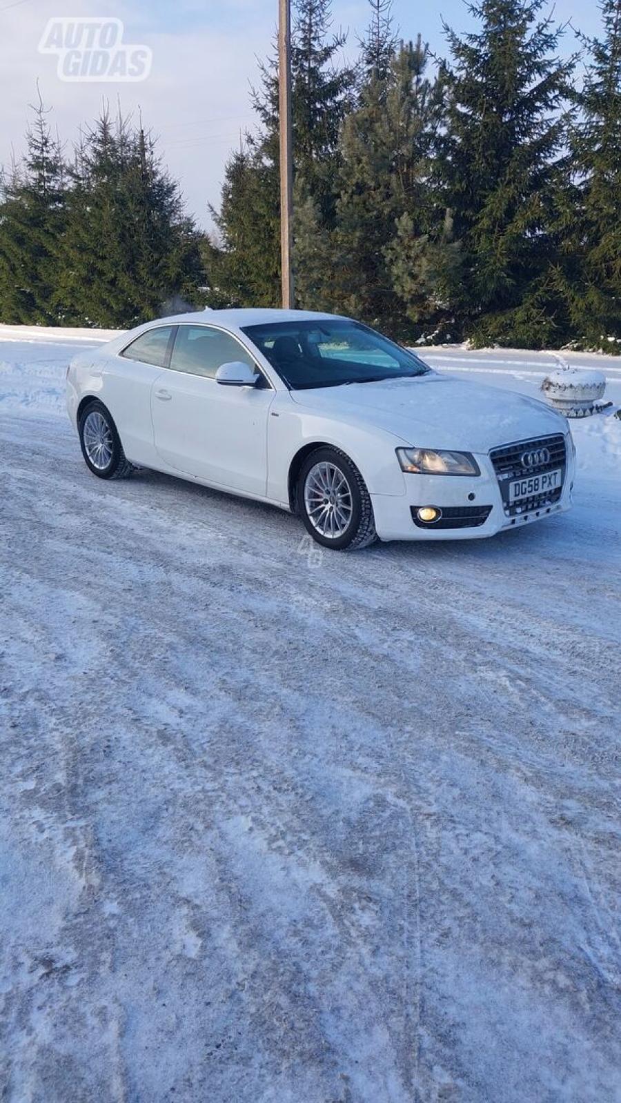 White Audi A5 2008 in Vilnius, with an engine capacity of 2.00 L and mileage of 155 thousand km for 1999 €, photo 4 on AUTOMOTO.COM.LV