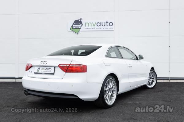 Balts Audi A5 2008 Tallina, ar dzinēja tilpumu 1.80 L un nobraukumu 118 tūkst. km par 8990 €, foto 8 vietnē AUTOMOTO.COM.LV