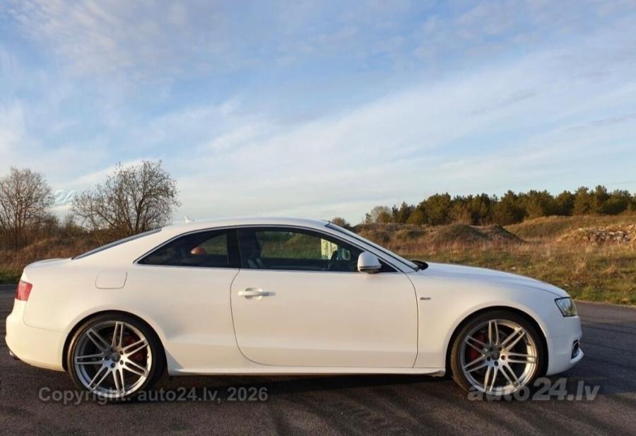Balts Audi A5 2008 Tallina, ar dzinēja tilpumu 3.00 L un nobraukumu 367 tūkst. km par 7500 €, foto 7 vietnē AUTOMOTO.COM.LV