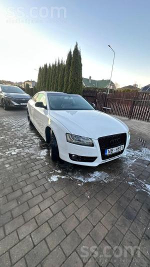 Balts Audi A5 2008 Rīga, ar dzinēja tilpumu 2.70 L un nobraukumu 368 tūkst. km par 5400 €, foto 5 vietnē AUTOMOTO.COM.LV