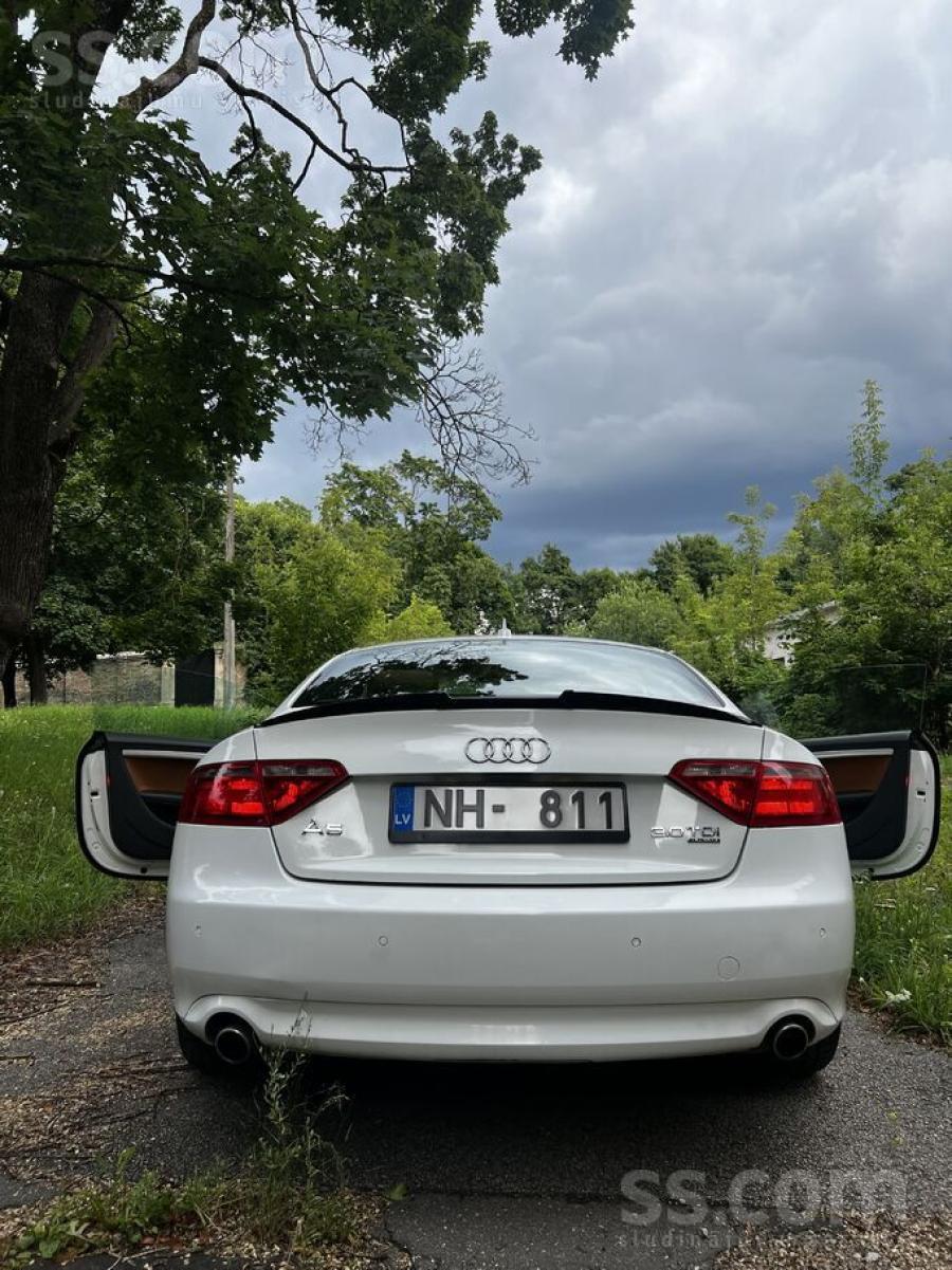 White Audi A5 2008 in Riga, with an engine capacity of 3.00 L and mileage of 252 thousand km for 7600 €, photo 4 on AUTOMOTO.COM.LV