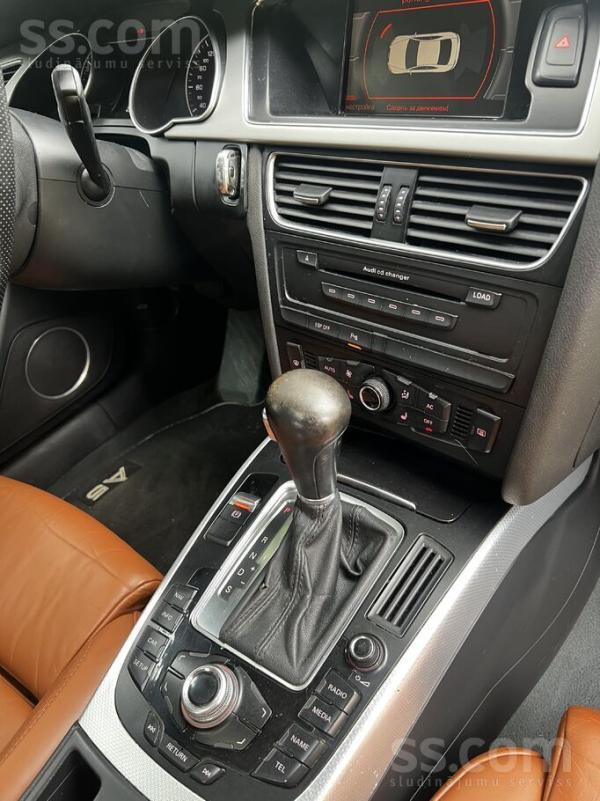 White Audi A5 2008 in Riga, with an engine capacity of 3.00 L and mileage of 252 thousand km for 7600 €, photo 5 on AUTOMOTO.COM.LV
