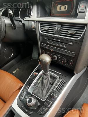 White Audi A5 2008 in Riga, with an engine capacity of 3.00 L and mileage of 252 thousand km for 7600 €, photo 6 on AUTOMOTO.COM.LV