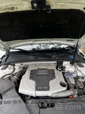 White Audi A5 2008 in Riga, with an engine capacity of 3.00 L and mileage of 252 thousand km for 7600 €, photo 9 on AUTOMOTO.COM.LV