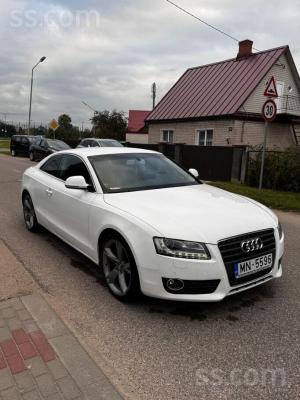 Белый Ауди А5 2008 в Даугавпилс, объемом двигателя 2.70 л и пробегом 308 тыс. км за 4800 €, фото 6 на AUTOMOTO.COM.LV