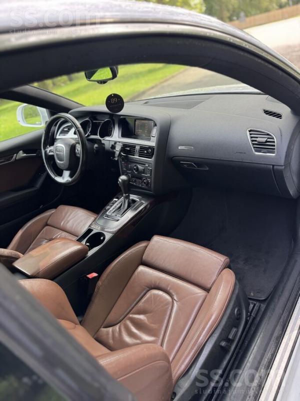 Balts Audi A5 2008 Liepāja, ar dzinēja tilpumu 2.70 L un nobraukumu 307 tūkst. km par 6800 €, foto 4 vietnē AUTOMOTO.COM.LV