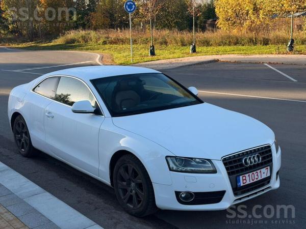 Белый Ауди А5 2008 в Рига, объемом двигателя 2.70 л и пробегом 317 тыс. км за 5900 €, фото 1 на AUTOMOTO.COM.LV