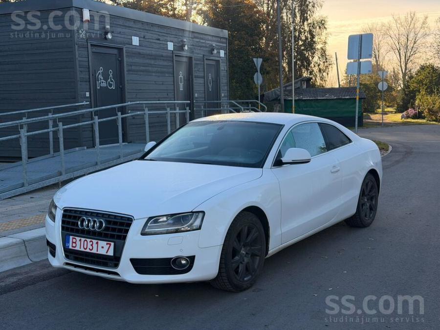 Белый Ауди А5 2008 в Рига, объемом двигателя 2.70 л и пробегом 317 тыс. км за 5900 €, фото 4 на AUTOMOTO.COM.LV