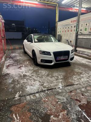 White Audi A5 2009 in Rezekne, with an engine capacity of 3.20 L and mileage of 328 thousand km for 9000 €, photo  on AUTOMOTO.COM.LV