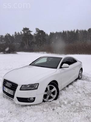 Balts Audi A5 2009 Rīga, ar dzinēja tilpumu 2.70 L un nobraukumu 269 tūkst. km par 5900 €, foto  vietnē AUTOMOTO.COM.LV