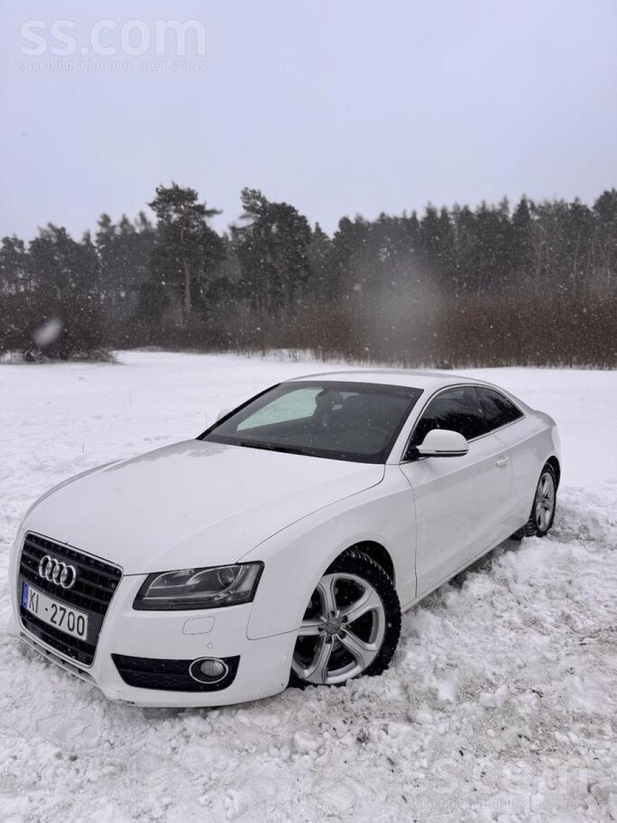 White Audi A5 2009 in Riga, with an engine capacity of 2.70 L and mileage of 269 thousand km for 5900 €, photo 1 on AUTOMOTO.COM.LV