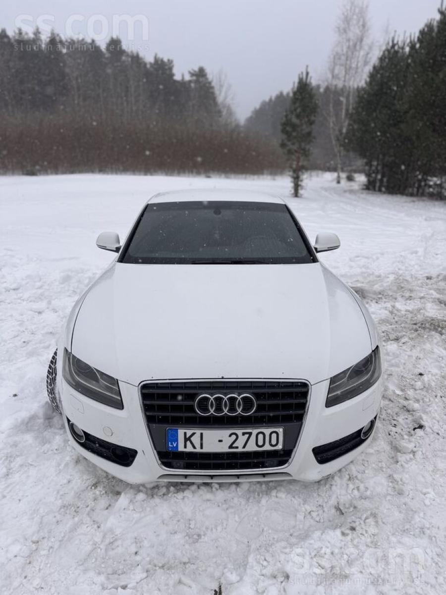 White Audi A5 2009 in Riga, with an engine capacity of 2.70 L and mileage of 269 thousand km for 5900 €, photo 4 on AUTOMOTO.COM.LV