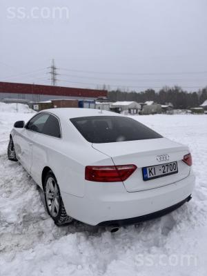 White Audi A5 2009 in Riga, with an engine capacity of 2.70 L and mileage of 269 thousand km for 5900 €, photo 5 on AUTOMOTO.COM.LV