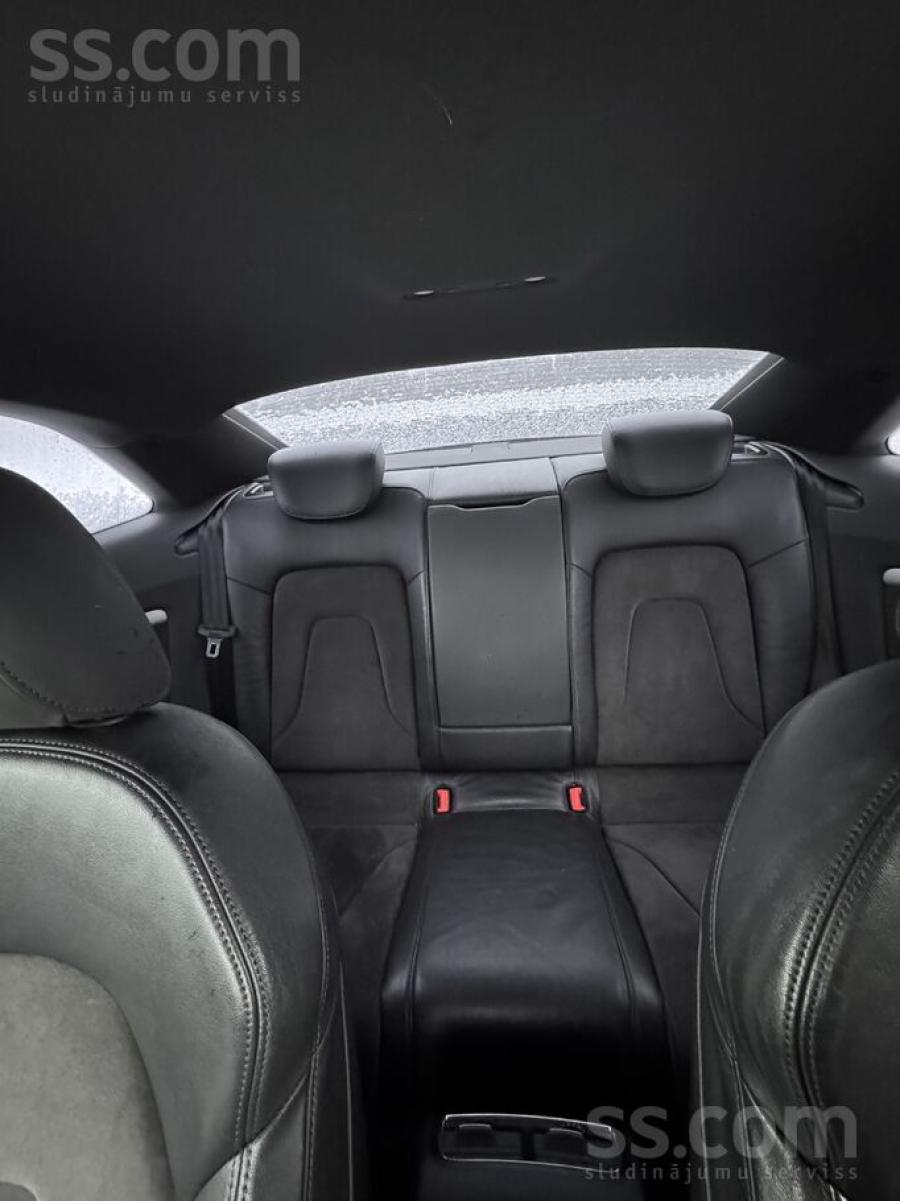 White Audi A5 2009 in Riga, with an engine capacity of 2.70 L and mileage of 269 thousand km for 5900 €, photo 8 on AUTOMOTO.COM.LV