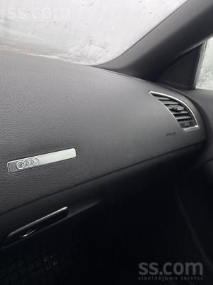 White Audi A5 2009 in Riga, with an engine capacity of 2.70 L and mileage of 269 thousand km for 5900 €, photo 9 on AUTOMOTO.COM.LV