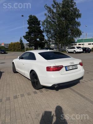 White Audi A5 2009 in Riga, with an engine capacity of 2.70 L and mileage of 269 thousand km for 5900 €, photo 10 on AUTOMOTO.COM.LV