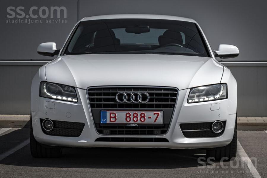 Balts Audi A5 2009 Rīga, ar dzinēja tilpumu 2.00 L un nobraukumu 310 tūkst. km par 7490 €, foto 3 vietnē AUTOMOTO.COM.LV