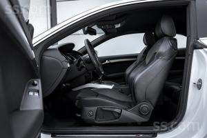 Balts Audi A5 2009 Rīga, ar dzinēja tilpumu 2.00 L un nobraukumu 310 tūkst. km par 7490 €, foto 10 vietnē AUTOMOTO.COM.LV