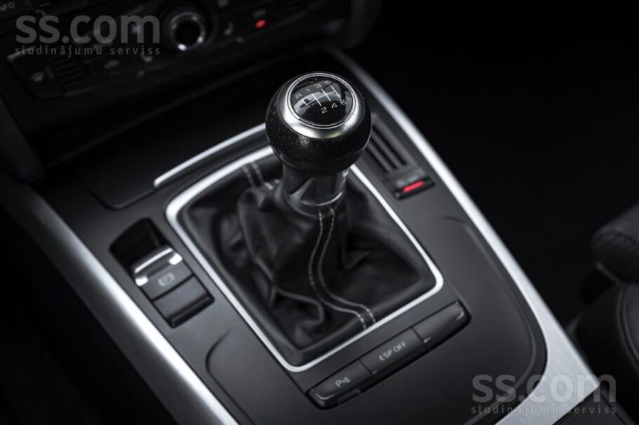 Balts Audi A5 2009 Rīga, ar dzinēja tilpumu 2.00 L un nobraukumu 310 tūkst. km par 7490 €, foto 22 vietnē AUTOMOTO.COM.LV