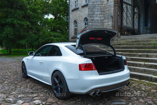 Balts Audi A5 2009 Saue, ar dzinēja tilpumu 3.00 L un nobraukumu 301 tūkst. km par 7999 €, foto 6 vietnē AUTOMOTO.COM.LV