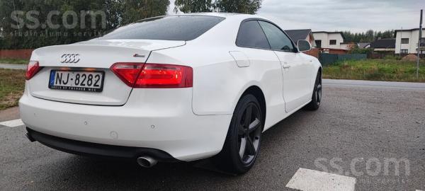 White Audi A5 2009 in Jelgava, with an engine capacity of 3.00 L and mileage of 250 thousand km for 7770 €, photo 5 on AUTOMOTO.COM.LV