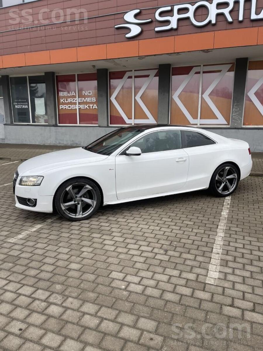 White Audi A5 2010 in Riga, with an engine capacity of 2.70 L and mileage of 303 thousand km for 9300 €, photo 3 on AUTOMOTO.COM.LV