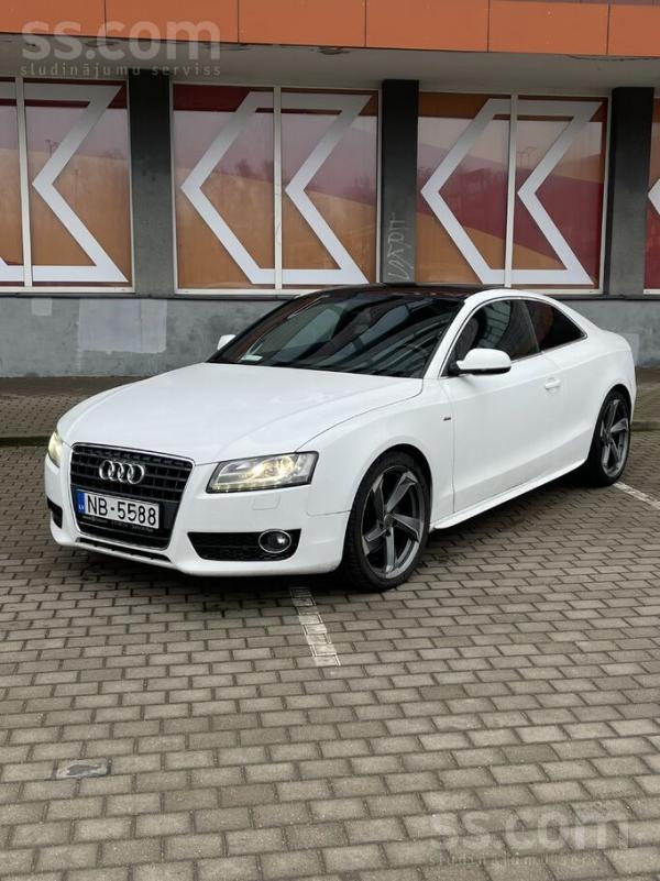 White Audi A5 2010 in Riga, with an engine capacity of 2.70 L and mileage of 303 thousand km for 9300 €, photo 4 on AUTOMOTO.COM.LV