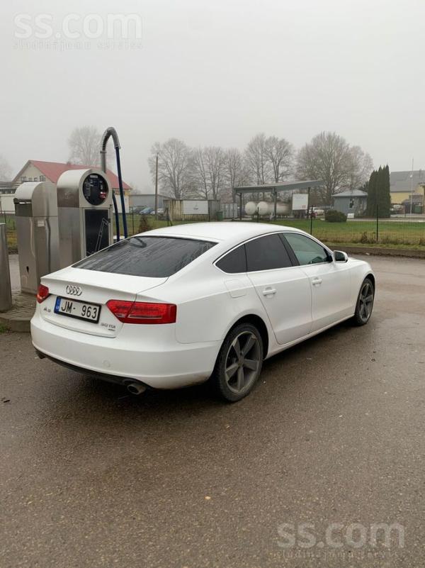 White Audi A5 2010 in Riga, with an engine capacity of 3.00 L and mileage of 430 thousand km for 6000 €, photo 2 on AUTOMOTO.COM.LV
