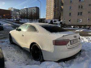 Balts Audi A5 2010 Viļņa, ar dzinēja tilpumu 3.20 L un nobraukumu 275 tūkst. km par 2000 €, foto 2 vietnē AUTOMOTO.COM.LV