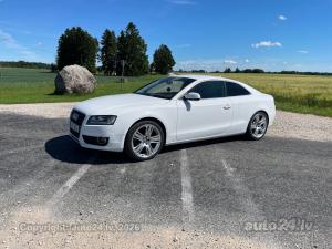 Balts Audi A5 2010 Tallina, ar dzinēja tilpumu 2.00 L un nobraukumu 275 tūkst. km par 8000 €, foto 4 vietnē AUTOMOTO.COM.LV
