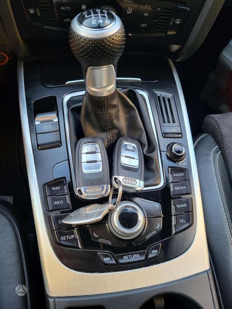 White Audi A5 2010 in Kaunas, with an engine capacity of 2.00 L and mileage of 344 thousand km for 7290 €, photo 49 on AUTOMOTO.COM.LV