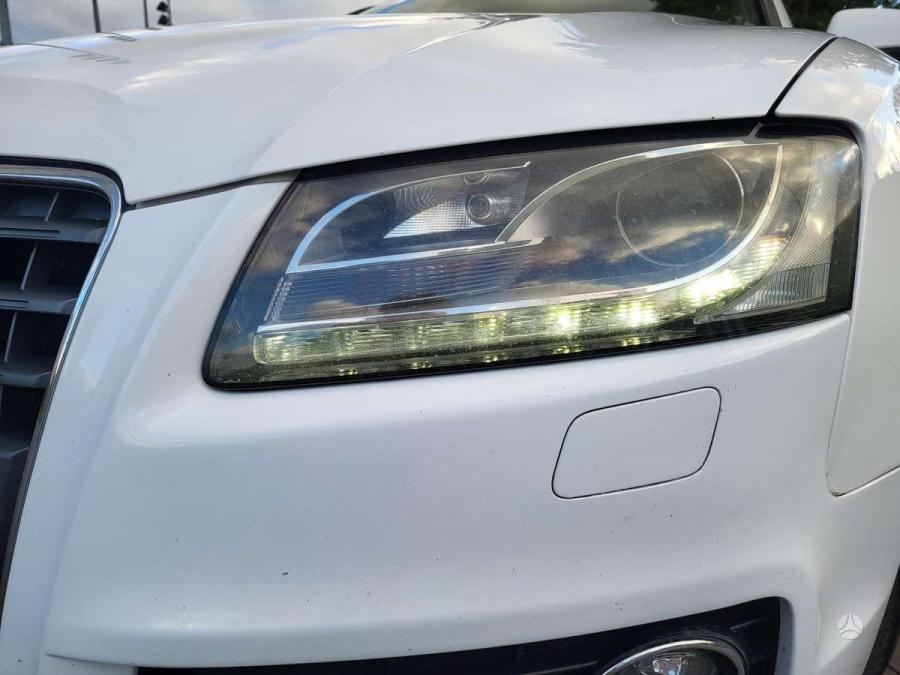 White Audi A5 2010 in Kaunas, with an engine capacity of 2.00 L and mileage of 344 thousand km for 7290 €, photo 13 on AUTOMOTO.COM.LV