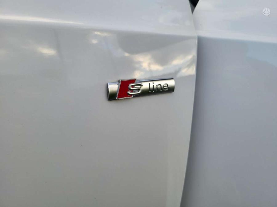 White Audi A5 2010 in Kaunas, with an engine capacity of 2.00 L and mileage of 344 thousand km for 7290 €, photo 14 on AUTOMOTO.COM.LV