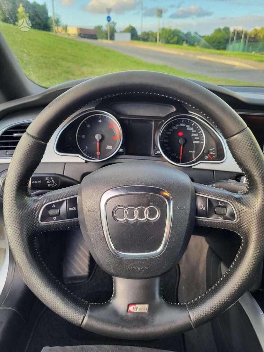 White Audi A5 2010 in Kaunas, with an engine capacity of 2.00 L and mileage of 344 thousand km for 7290 €, photo 23 on AUTOMOTO.COM.LV