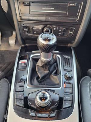 White Audi A5 2010 in Kaunas, with an engine capacity of 2.00 L and mileage of 344 thousand km for 7290 €, photo 33 on AUTOMOTO.COM.LV