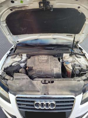 White Audi A5 2010 in Kaunas, with an engine capacity of 2.00 L and mileage of 344 thousand km for 7290 €, photo 56 on AUTOMOTO.COM.LV