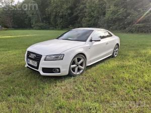 Белый Ауди А5 2010 в Рига, объемом двигателя 2.00 л и пробегом 285 тыс. км за 6500 €, фото 4 на AUTOMOTO.COM.LV
