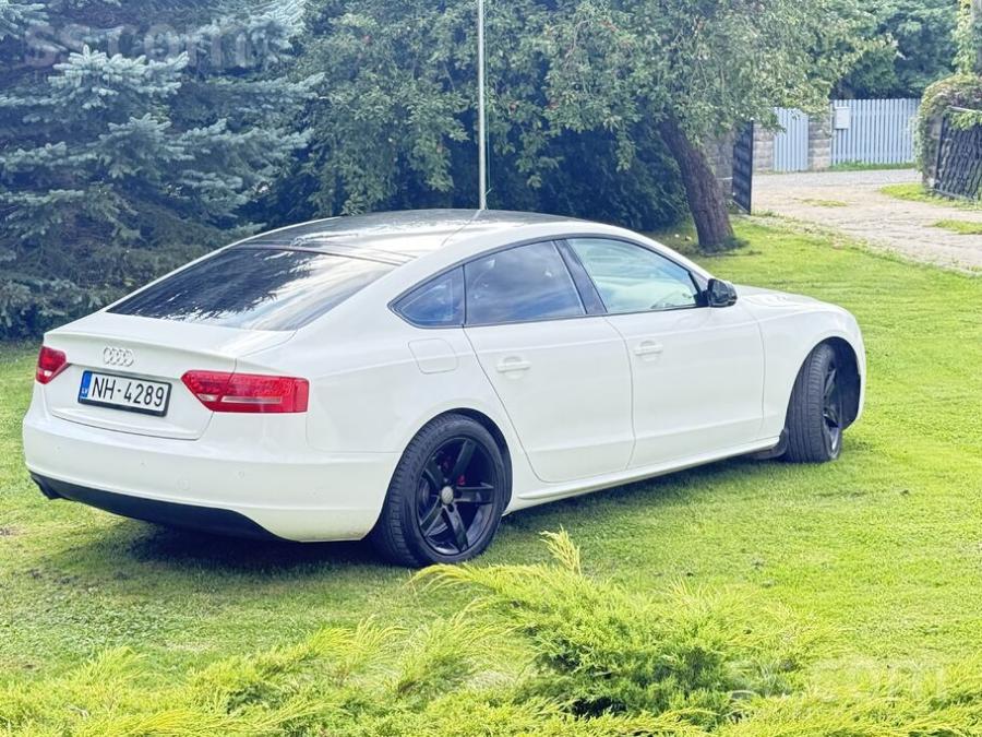Balts Audi A5 2010 Rīga, ar dzinēja tilpumu 2.00 L un nobraukumu 248 tūkst. km par 6980 €, foto 7 vietnē AUTOMOTO.COM.LV