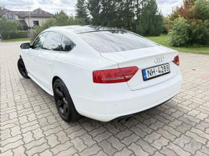 Balts Audi A5 2010 Rīga, ar dzinēja tilpumu 2.00 L un nobraukumu 248 tūkst. km par 6980 €, foto 24 vietnē AUTOMOTO.COM.LV