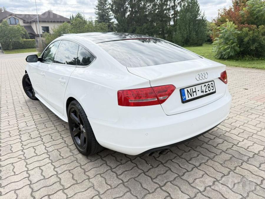 Balts Audi A5 2010 Rīga, ar dzinēja tilpumu 2.00 L un nobraukumu 248 tūkst. km par 6980 €, foto 24 vietnē AUTOMOTO.COM.LV