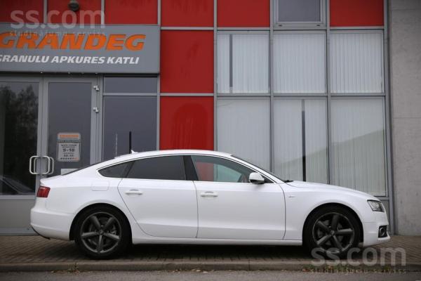 Balts Audi A5 2010 Rīga, ar dzinēja tilpumu 1.80 L un nobraukumu 201 tūkst. km par 7495 €, foto 4 vietnē AUTOMOTO.COM.LV