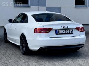 White Audi A5 2011 in Jelgava, with an engine capacity of 2.00 L and mileage of 187 thousand km for 9800 €, photo 5 on AUTOMOTO.COM.LV