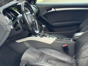 White Audi A5 2011 in Jelgava, with an engine capacity of 2.00 L and mileage of 187 thousand km for 9800 €, photo 18 on AUTOMOTO.COM.LV