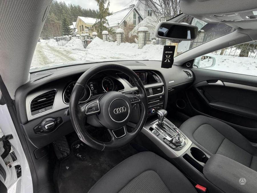 White Audi A5 2012 in Vilnius, with an engine capacity of 1.80 L and mileage of 328 thousand km for 6500 €, photo 16 on AUTOMOTO.COM.LV