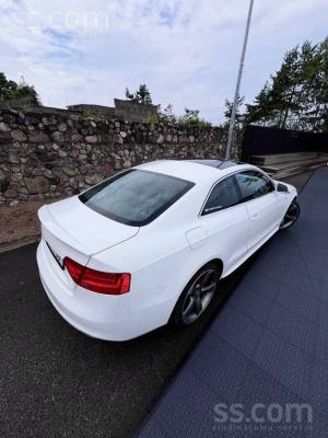 White Audi A5 2012 in Riga, with an engine capacity of 2.00 L and mileage of 123 thousand km for 14000 €, photo 6 on AUTOMOTO.COM.LV