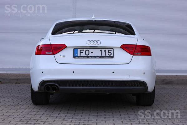 White Audi A5 2012 in Riga, with an engine capacity of 2.00 L and mileage of 312 thousand km for 8995 €, photo 7 on AUTOMOTO.COM.LV