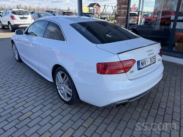 Белый Ауди А5 2013 в Талси, объемом двигателя 2.00 л и пробегом 258 тыс. км за 10500 €, фото 2 на AUTOMOTO.COM.LV