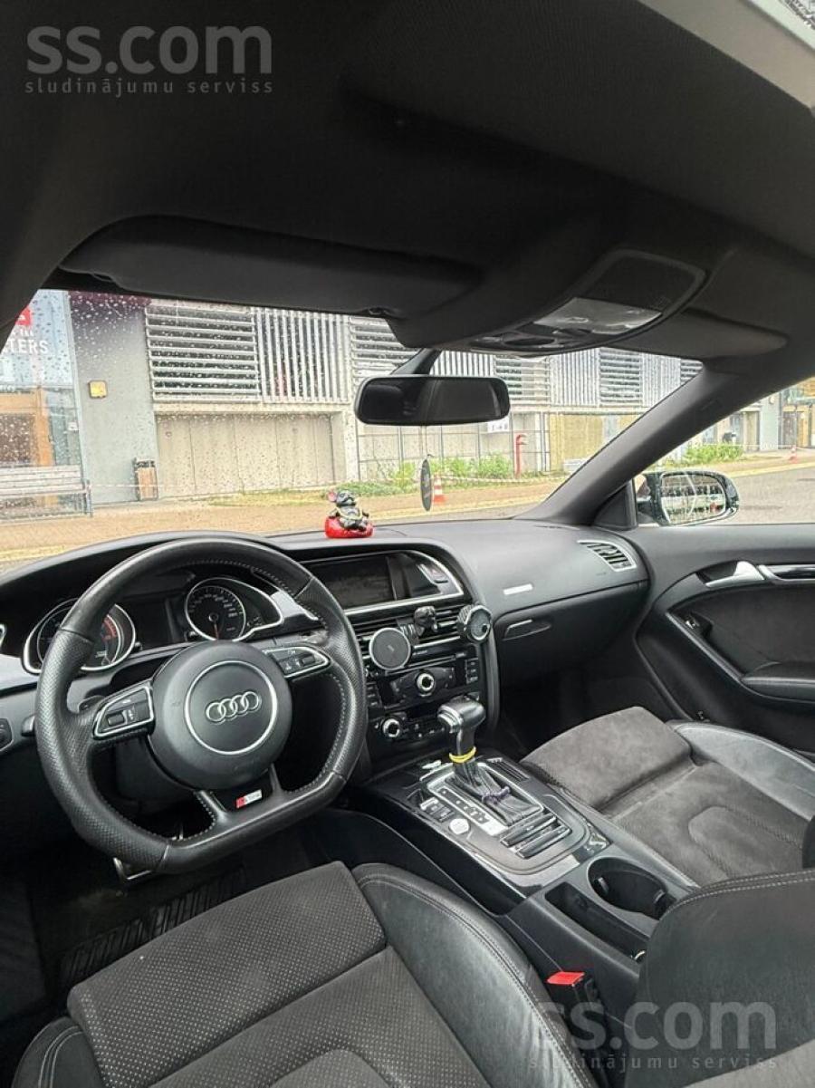 White Audi A5 2013 in Riga, with an engine capacity of 2.00 L and mileage of 200 thousand km for 15000 €, photo 7 on AUTOMOTO.COM.LV